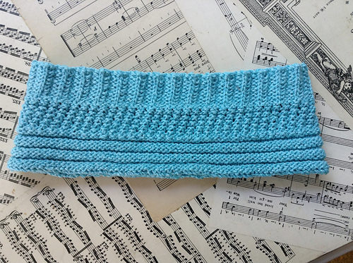 Ravelry: Layer Cake Loop pattern by steepndeep's Designs