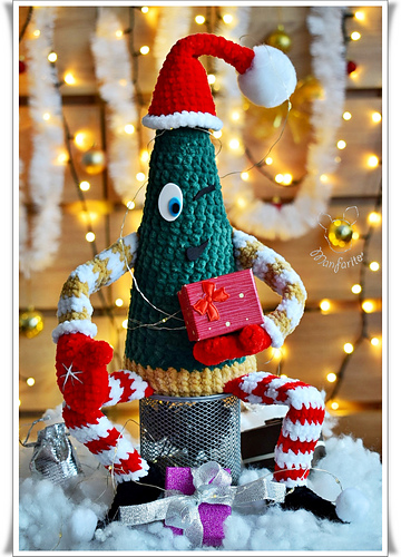 Ravelry: Mr. Christmas tree pattern by Małgorzata Luty