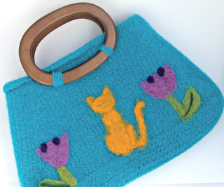 Ravelry: NekozukiKnits' Trapezoid Bag - Turquoise