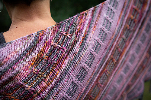 Ravelry: Monofora pattern by Corrina Ferguson