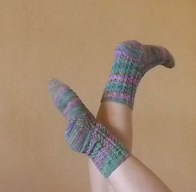 Ravelry: Wannabe Spring Socks pattern by Margot Stock