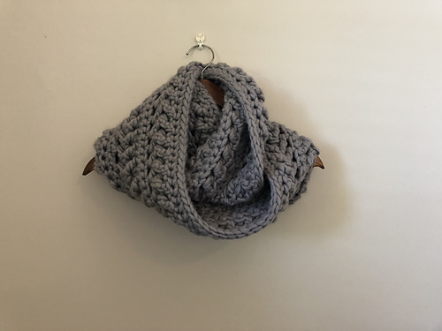 Ravelry: Herringbone Haze Infinity Scarf pattern by Mari Koeck