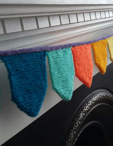 Ravelry: Knitted Bunting for Beginners pattern by Maria Jesus