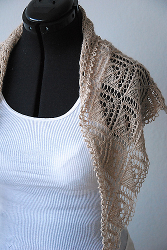 Ravelry: Crystal Chandelier Shawl pattern by Maria Magnusson (Olsson)