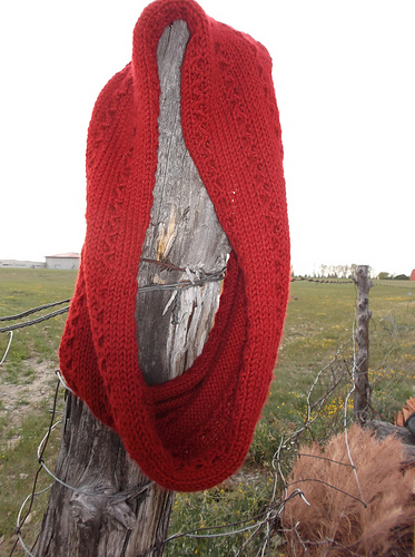 Ravelry: Bufanda Tubular Granate pattern by Maria Yuste