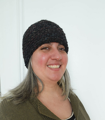 Ravelry: Not Too Fussy Cap Super Bulky Version pattern by Marie Segares