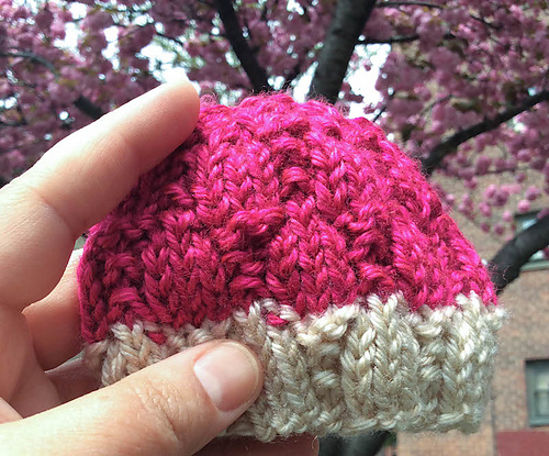 Ravelry: Hummingbird Hat pattern by Marie Segares