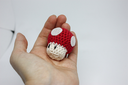 Ravelry: Super Mario Mushroom pattern by Marie Folkeson