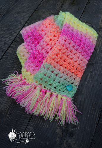 Ravelry: V Puff Scarf pattern by Haaksels - Made by Marion
