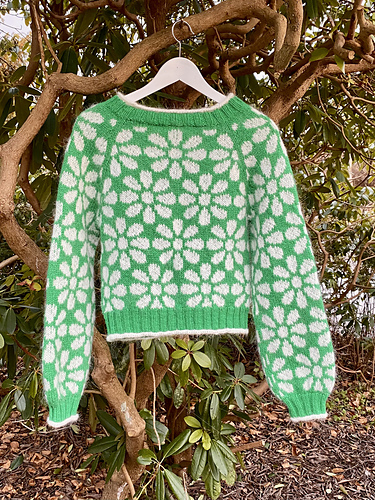Ravelry: Anemone Midi Sweater pattern by Marita Clementz