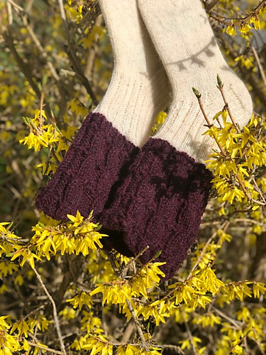 Ravelry: Reversible Boot Topper Socks pattern by Maritime Family Fiber