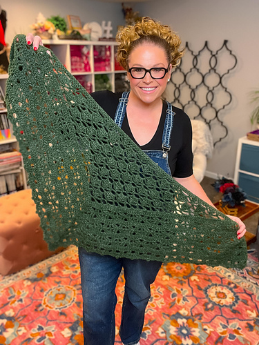 Ravelry: Sunday Sideline pattern by Marly Bird