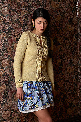 Ravelry: Belleville pattern by Anne Podlesak