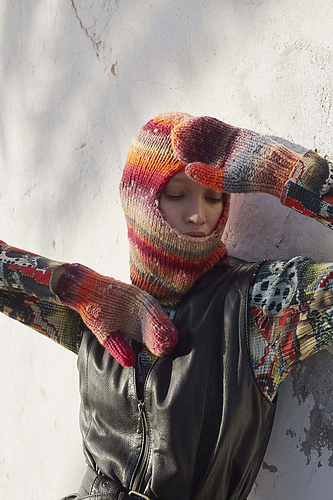 Ravelry: Prismatic Shaker pattern by WOOLADDICTS Design Team