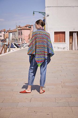 Ravelry: Domenica Crochet triangular shawl pattern by LANGYARNS SWITZERLAND