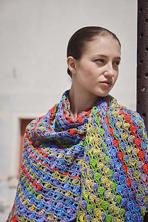 Ravelry: Domenica Crochet triangular shawl pattern by LANGYARNS SWITZERLAND