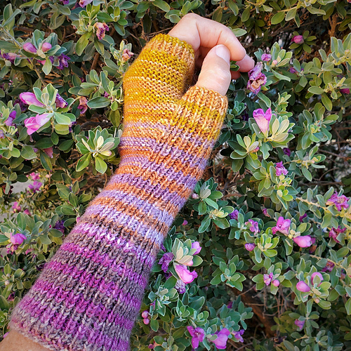 Ravelry: Sunsites pattern by Martha Wissing