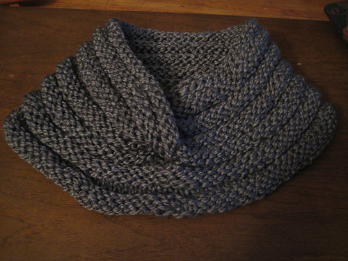 Ravelry: Moebius Collared Cowl pattern by Tracy Hill