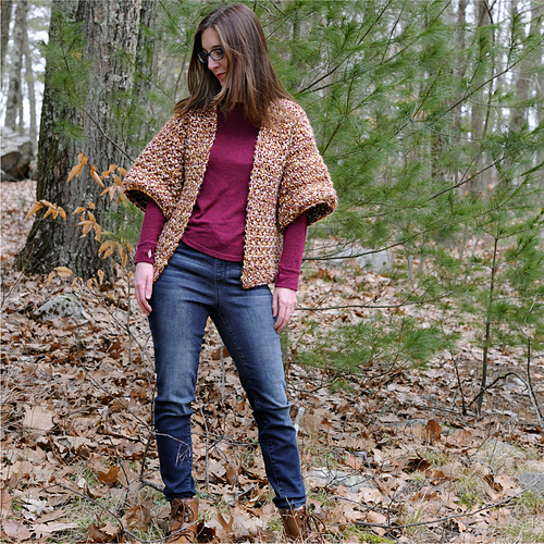 Ravelry: Super Chunk Kimono Cardi pattern by Mary Beth Cryan