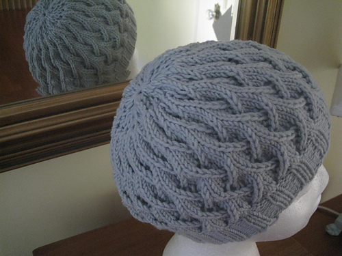 Ravelry: Whipsaw Beret pattern by Erika Flory