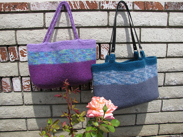Ravelry: Felted Tote Bag pattern by Mary Garing