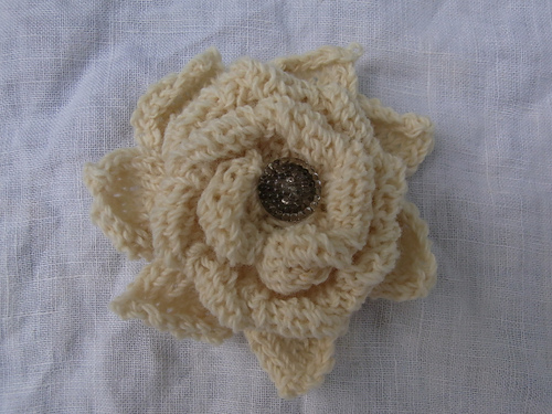 Ravelry: Knitted Flower Brooch pattern by Patons Australia