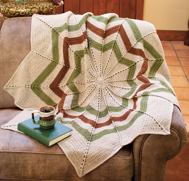 Ravelry: Round Ripple Afghan pattern by Julee Fort