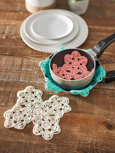 Ravelry: Floral Pot Protectors pattern by Cindie Bennett Crochet