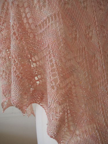 Ravelry: Rosebuds in Nice pattern by Maria Higgs