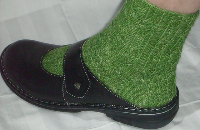 Ravelry: Mawi Clog Socks pattern by Martina Wilkens