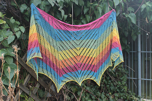 Ravelry: Vampirella pattern by Sue Berg