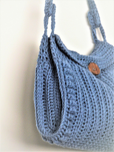 Ravelry: Blue Jean Tote Bag pattern by Meadowvale Studio
