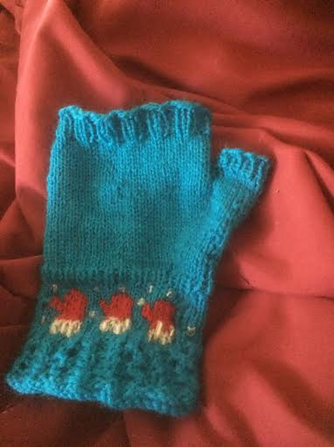 Ravelry: Mittens Lost and Found pattern by Meagheen Ryan