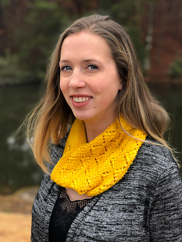 Ravelry: Diamonds & Gold pattern by Megan Gonzalez