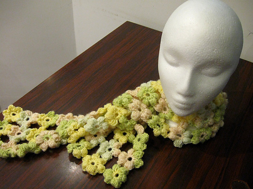 Ravelry: Puff Flower Scarf pattern by Meladoras Creations