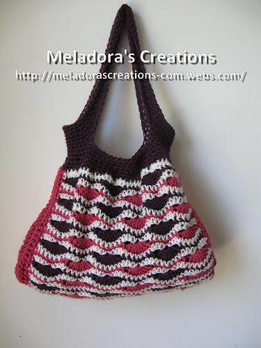 Ravelry: Wavy Stitch Handbag pattern by Meladoras Creations