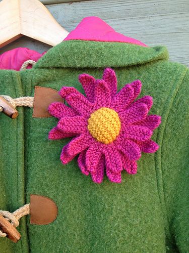 Ravelry: Knitted Daisy pattern by The Mercerie