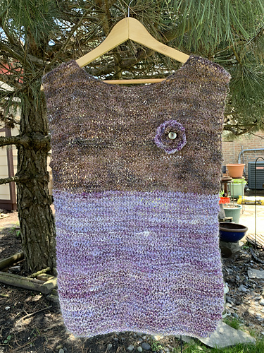 Ravelry: Mgavi's Bicolor hand-spun top