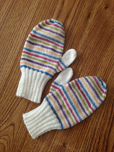 Ravelry: Mittens to Fit pattern by Slavi Thomsen