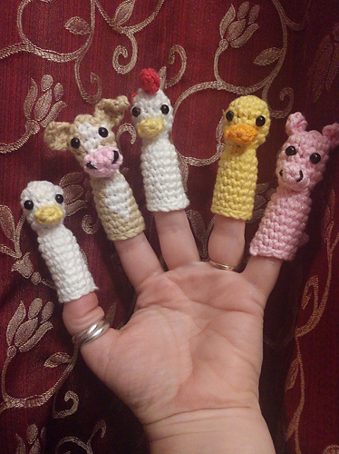 Ravelry: Barnyard finger puppets pattern by Michal Johnson