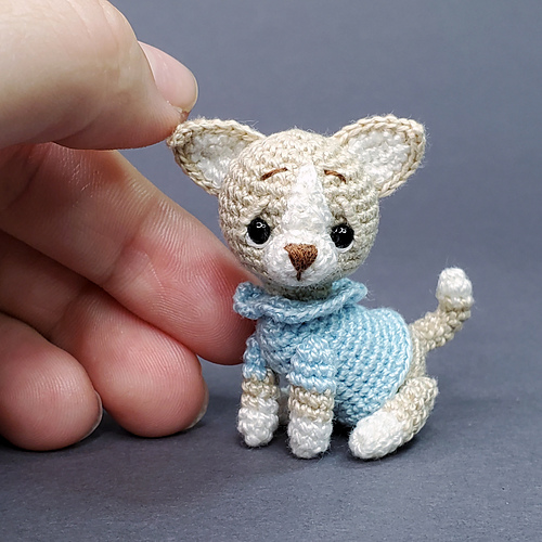 Ravelry: Chihuahua pattern by Olga Banifatova