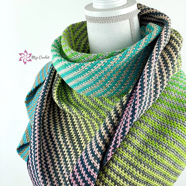 Ravelry: Windsurfer Shawl pattern by Johanna Lindahl