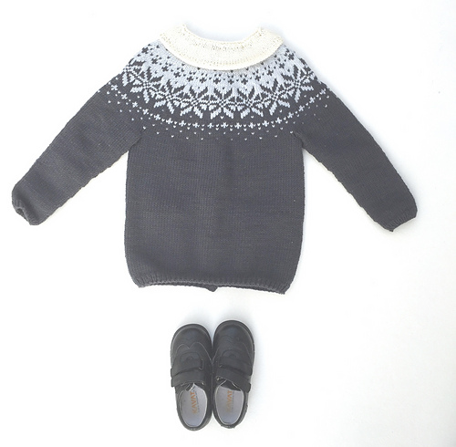 Ravelry: Starry night jacket / Stjernenattjakke pattern by Marianne J ...