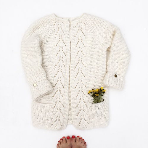 Ravelry: Mammas bladrillejakke // Moms garter leaves jacket pattern by ...