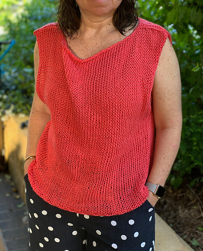 Ravelry: Simple Linen Tank pattern by Nikki Shipard
