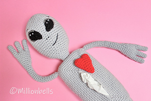 Ravelry: Alien Autopsy Tissue Holder Toy pattern by Millionbells