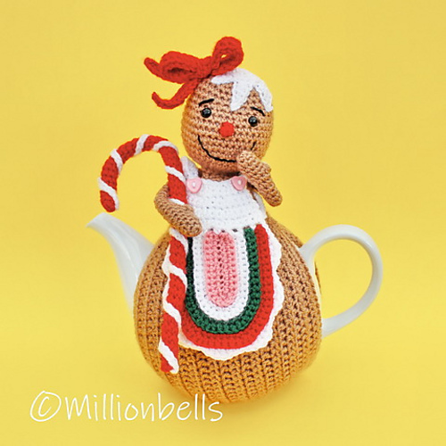 Ravelry: Miss Gingerbread Tea Cosy Christmas pattern by Millionbells