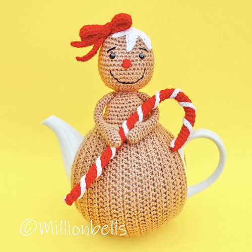 Ravelry: Miss Gingerbread Tea Cosy Christmas pattern by Millionbells
