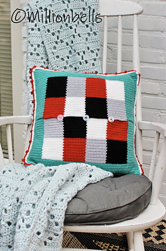 Ravelry: Pillow Cover Classic Beetle Retro Car pattern by Millionbells