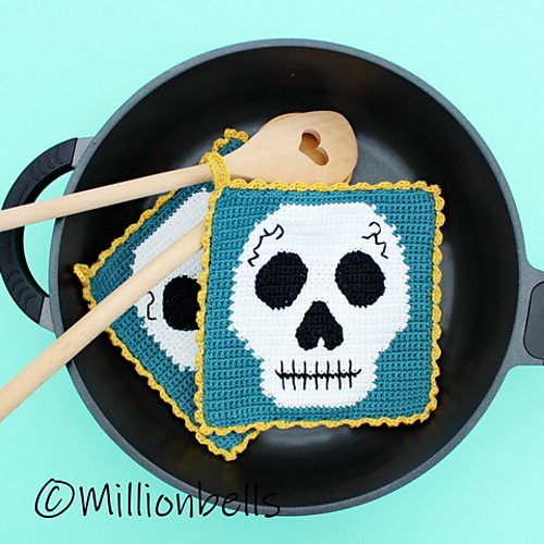 Ravelry: Potholders Creepy Skull Kitchen Decor pattern by Millionbells